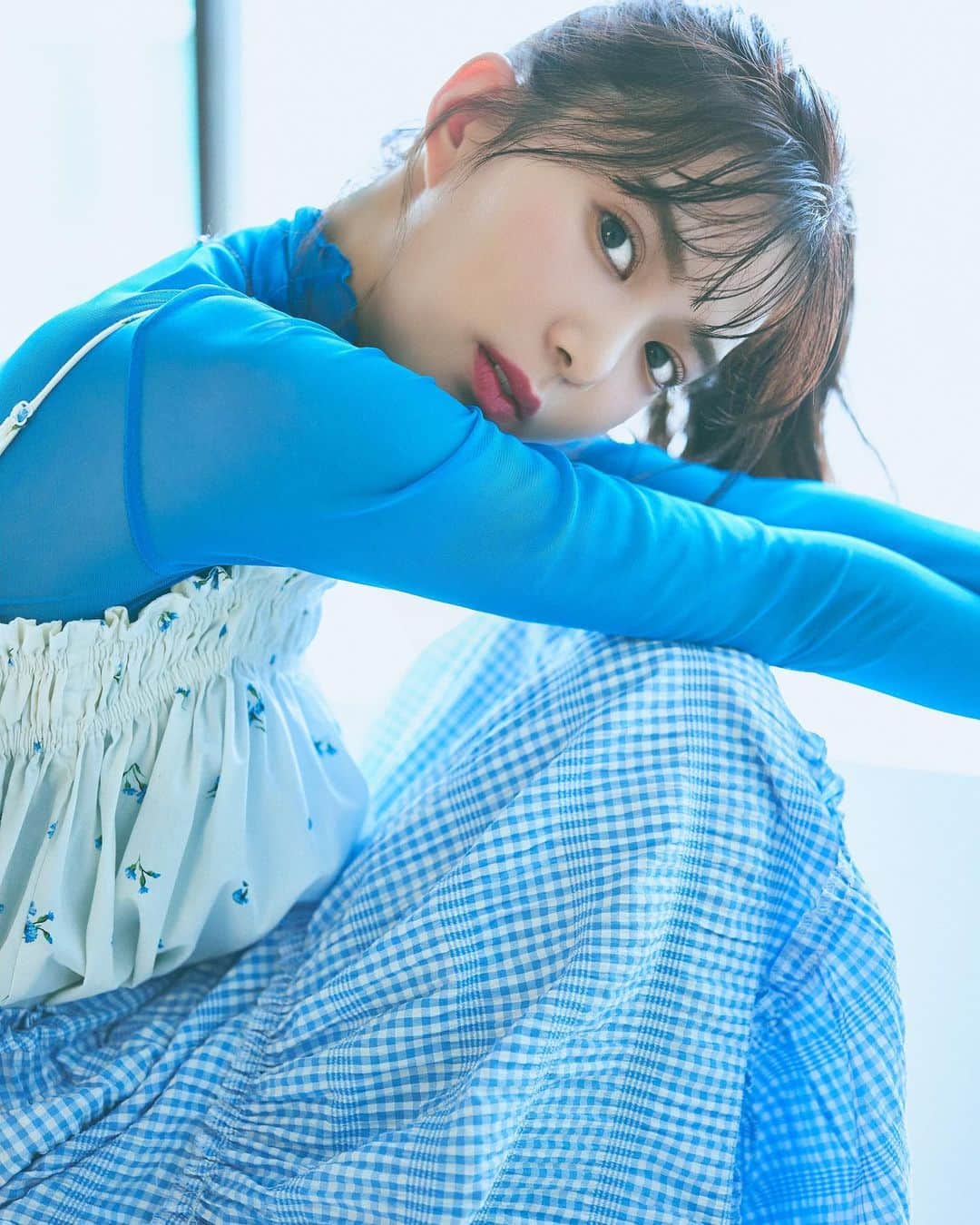 松平璃子さんのインスタグラム写真 - (松平璃子Instagram)「 ︎🩵💙🤍 @yutomono9 @mynameis_ymd @hitomi_hairmakeup」9月15日 17時10 ...