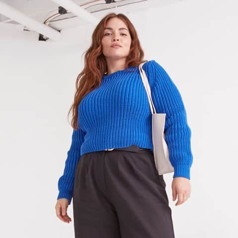 DAILYLOOKさんのインスタグラム写真 - (DAILYLOOKInstagram)「The perfect on-the-go outfit for the weekend」9月16日 ...