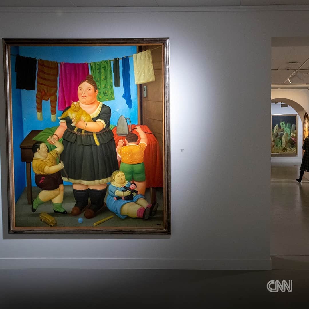 CNNさんのインスタグラム写真 - (CNNInstagram)「Renowned Colombian artist Fernando ...