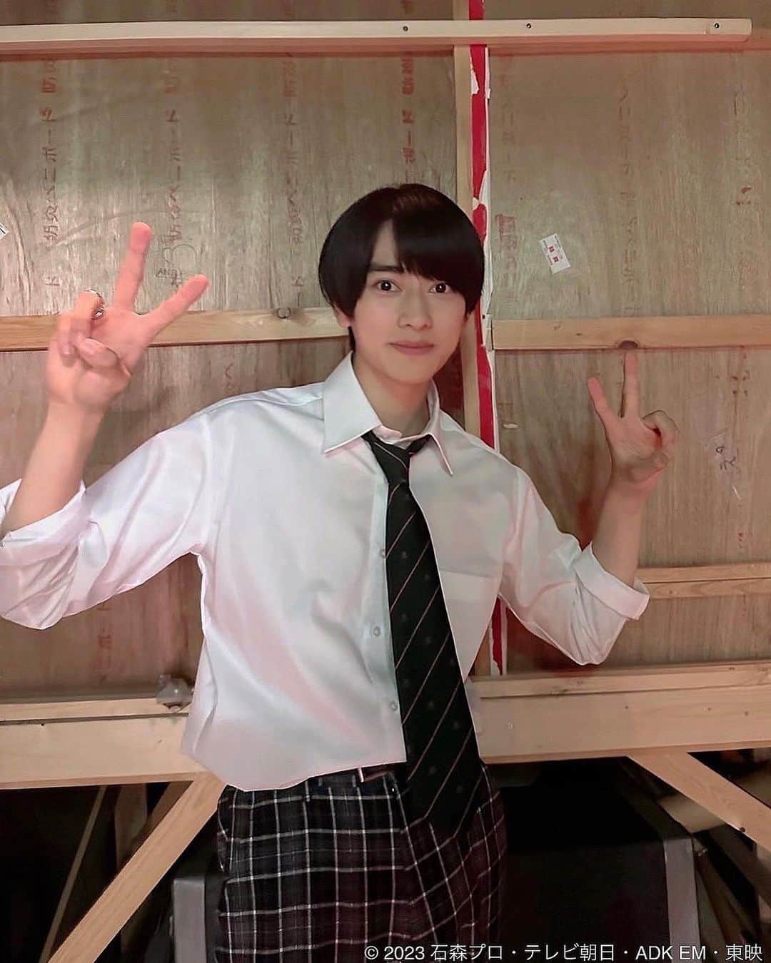 本島純政さんのインスタグラム写真 - (本島純政Instagram)「明日の朝9時から「仮面ライダーガッチャード」第3話です！ 宝太郎に一体 ...