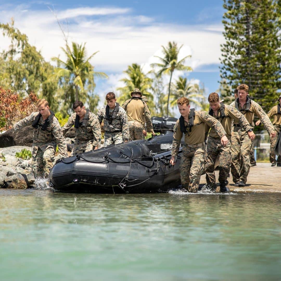 アメリカ海兵隊さんのインスタグラム写真 - (アメリカ海兵隊Instagram)「Over The Horizon 📍 @MCB_Hawaii ...