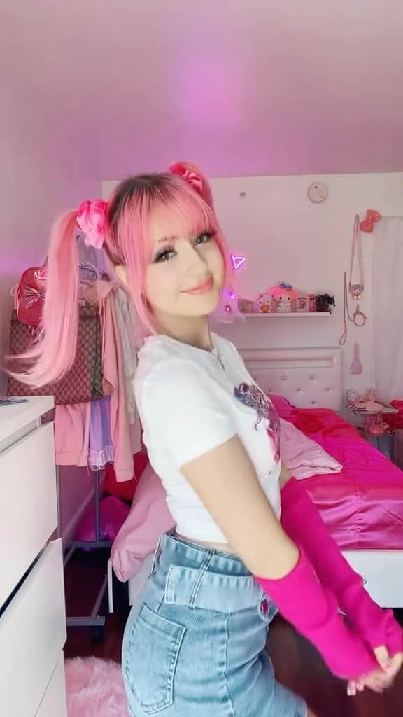 ナタリアなっちゃんさんのインスタグラム動画 - (ナタリアなっちゃんInstagram)「I just wanna look like a ...