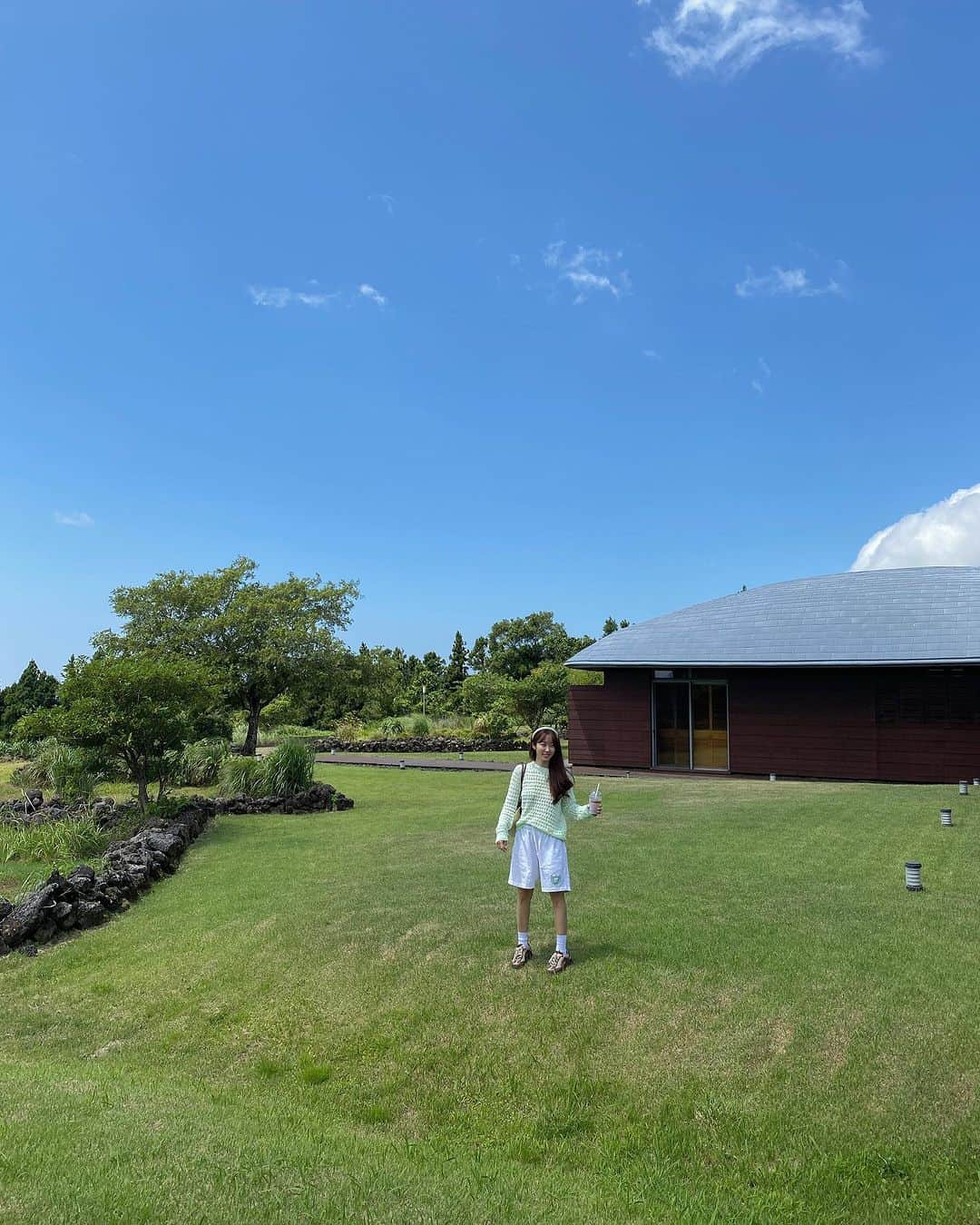 COCO さんのインスタグラム写真 - (COCO Instagram)「last summer days 마지막 여름 사진들🐛🌊」9月17 ...