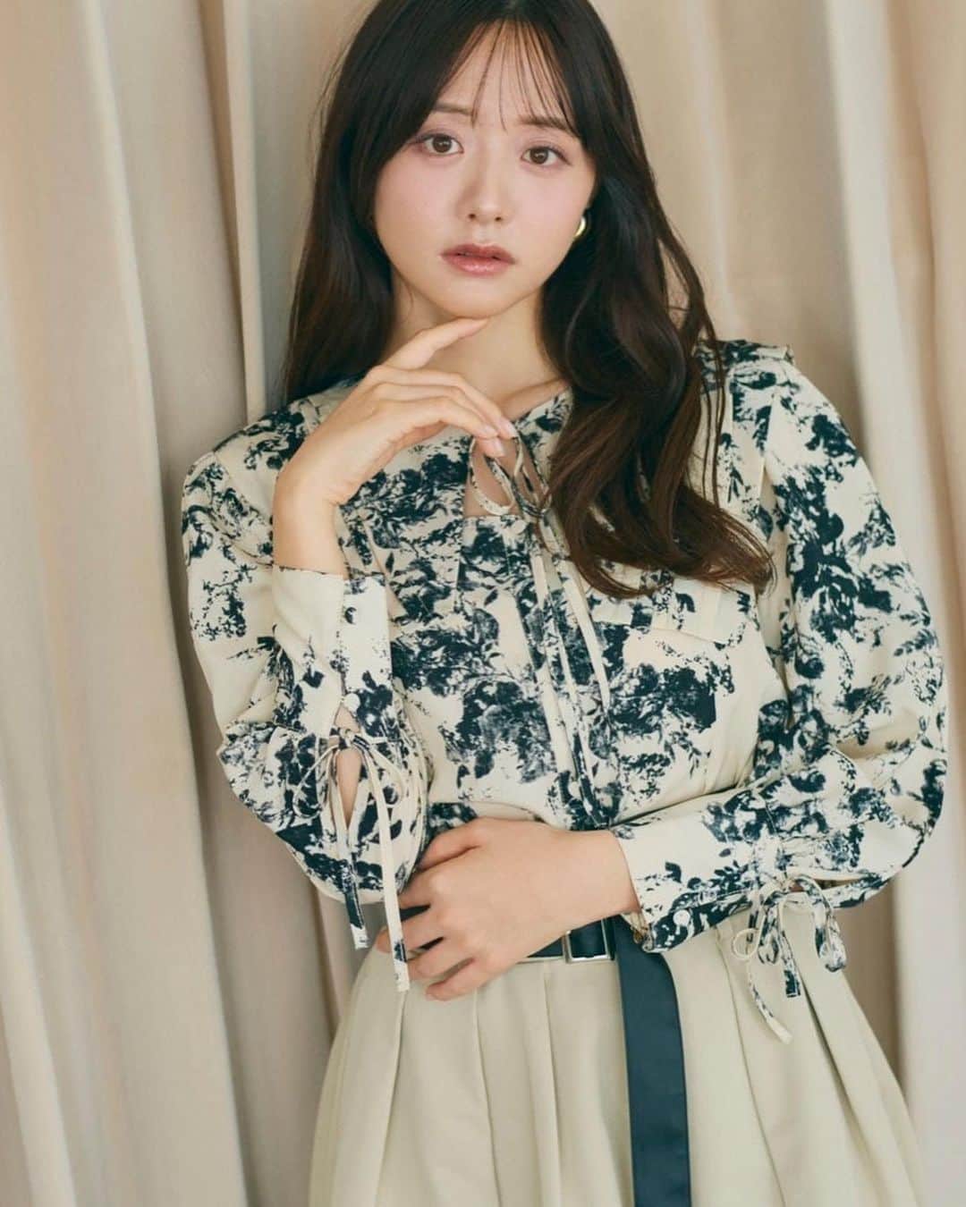 森香澄さんのインスタグラム写真 - (森香澄Instagram)「. dazzlin 2023 AUTUMN 『Ready for Lady』 . モデルを務めさせていただきました。 早く秋に ...