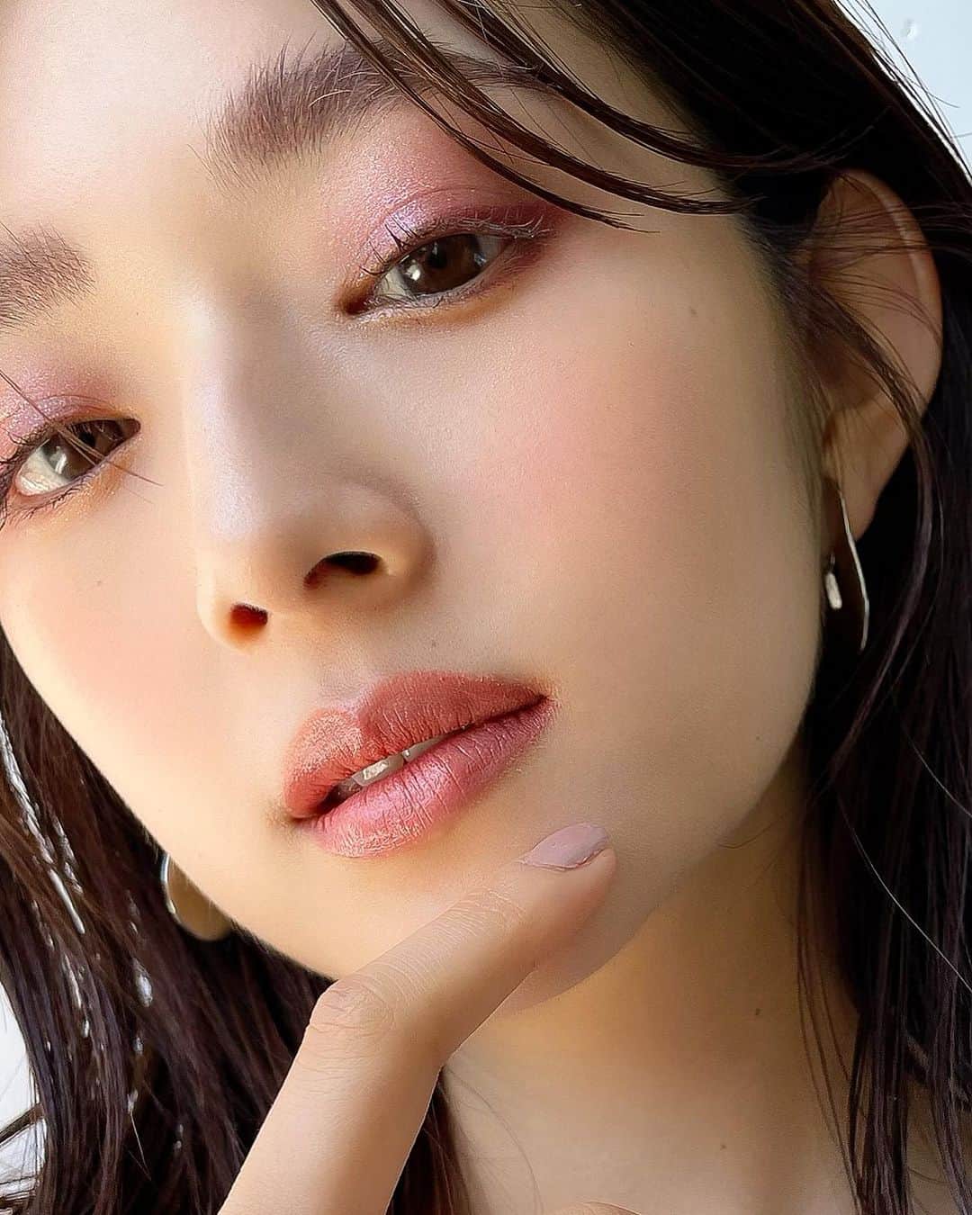 谷口翠彩さんのインスタグラム写真 - (谷口翠彩Instagram)「リール🎞️使用アイテム🎨 💐𝑆𝑈𝑄𝑄𝑈 20𝑡ℎ 𝑎𝑛𝑛𝑖𝑣𝑒𝑟𝑠𝑎𝑟𝑦 𝑐𝑜𝑙𝑙𝑒𝑐𝑡𝑖𝑜𝑛 💐 ...