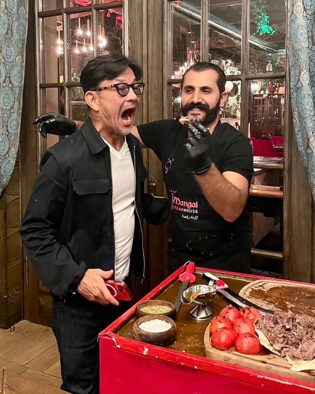 榊原信行さんのインスタグラム写真 - (榊原信行Instagram)「今回の滞在でもアゼルバイジャンの美味しい料理を堪能させていただきました！ この“Mangal Steak House”は ...