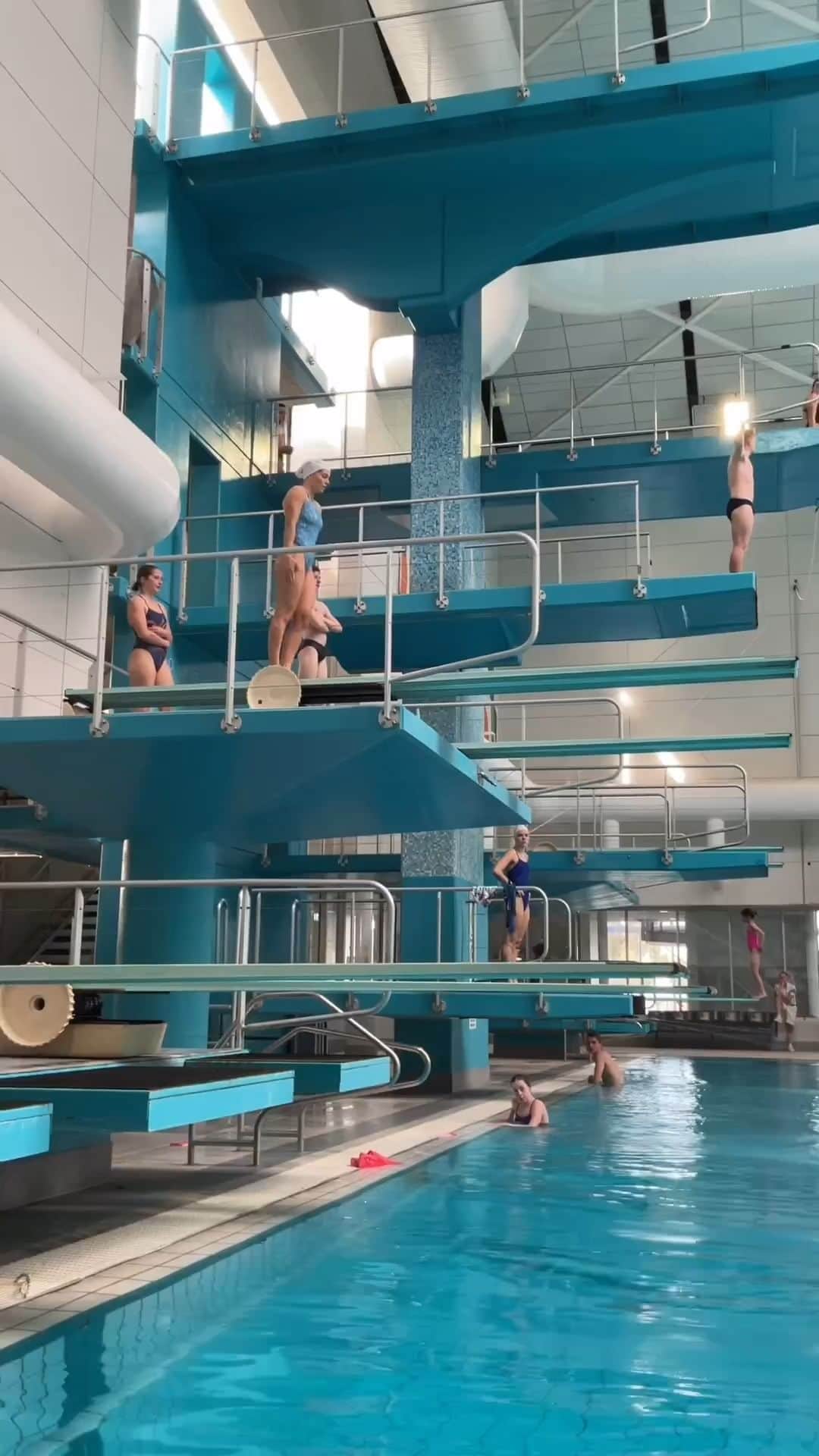 JOLYN Swimwearさんのインスタグラム動画 - (JOLYN SwimwearInstagram)「Effortlessly ...