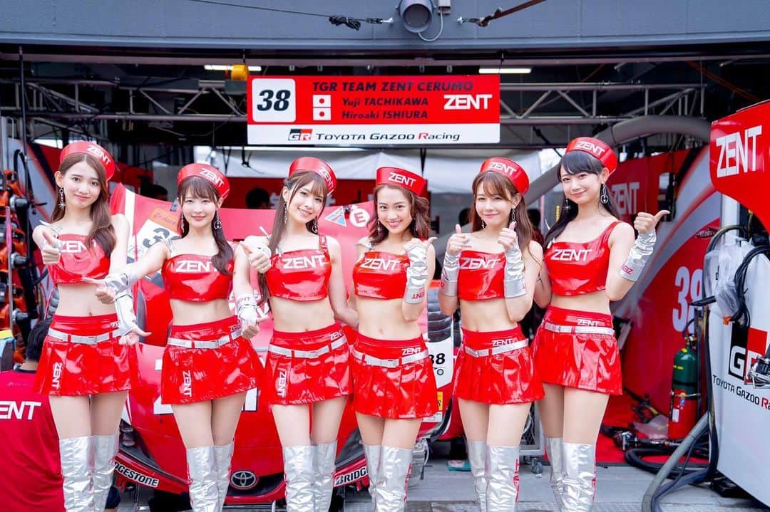 松田蘭さんのインスタグラム写真 - (松田蘭Instagram)「SUPERGT Rd.6@SUGO 38号車は5番手グリッドからスタートし 途中上位を走る姿を見せましたが マシントラブルに ...