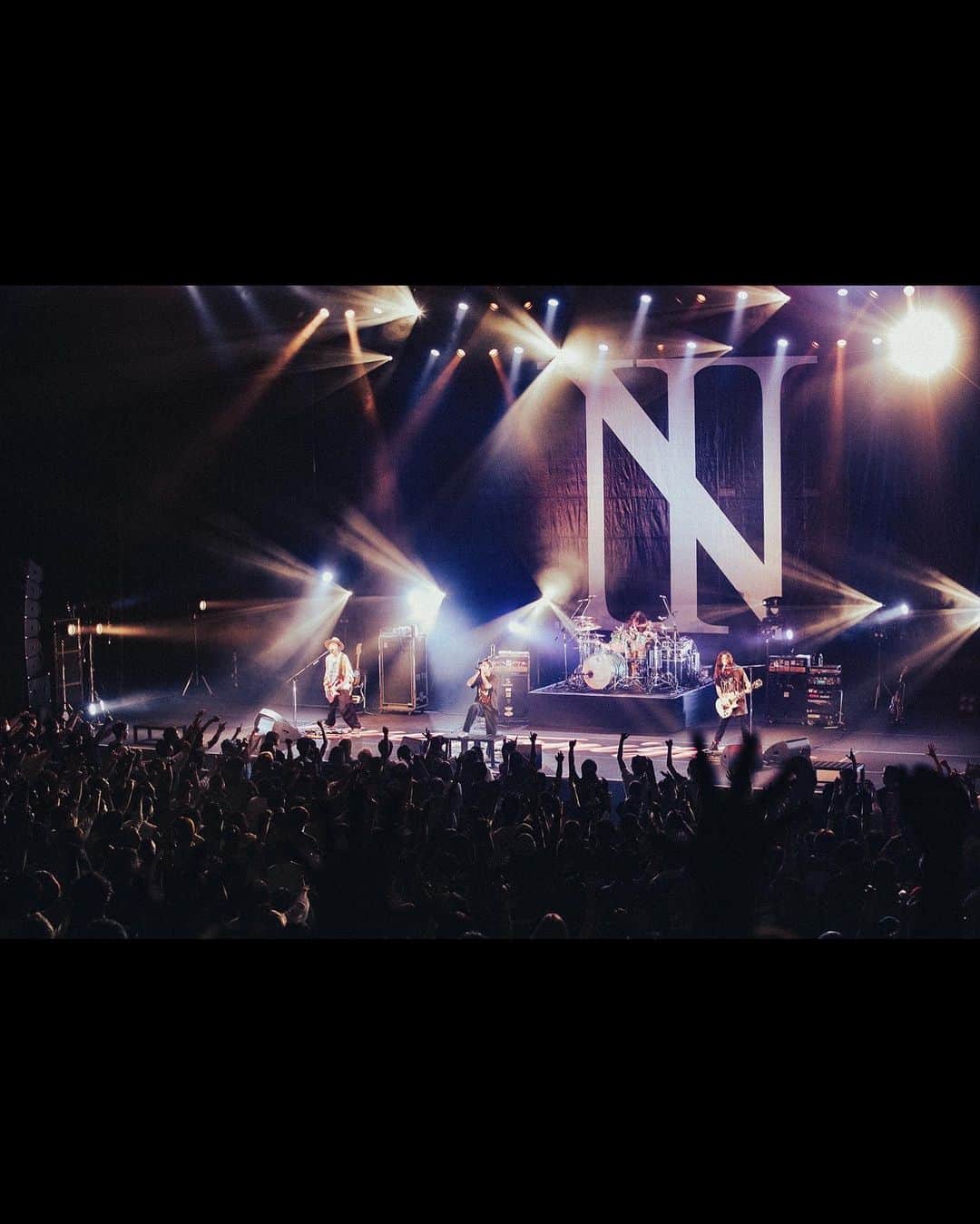 The BONEZさんのインスタグラム写真 - (The BONEZInstagram)「. The BONEZ Presents LIVE TONIGHT ホールツアーファイナル 大阪 ...