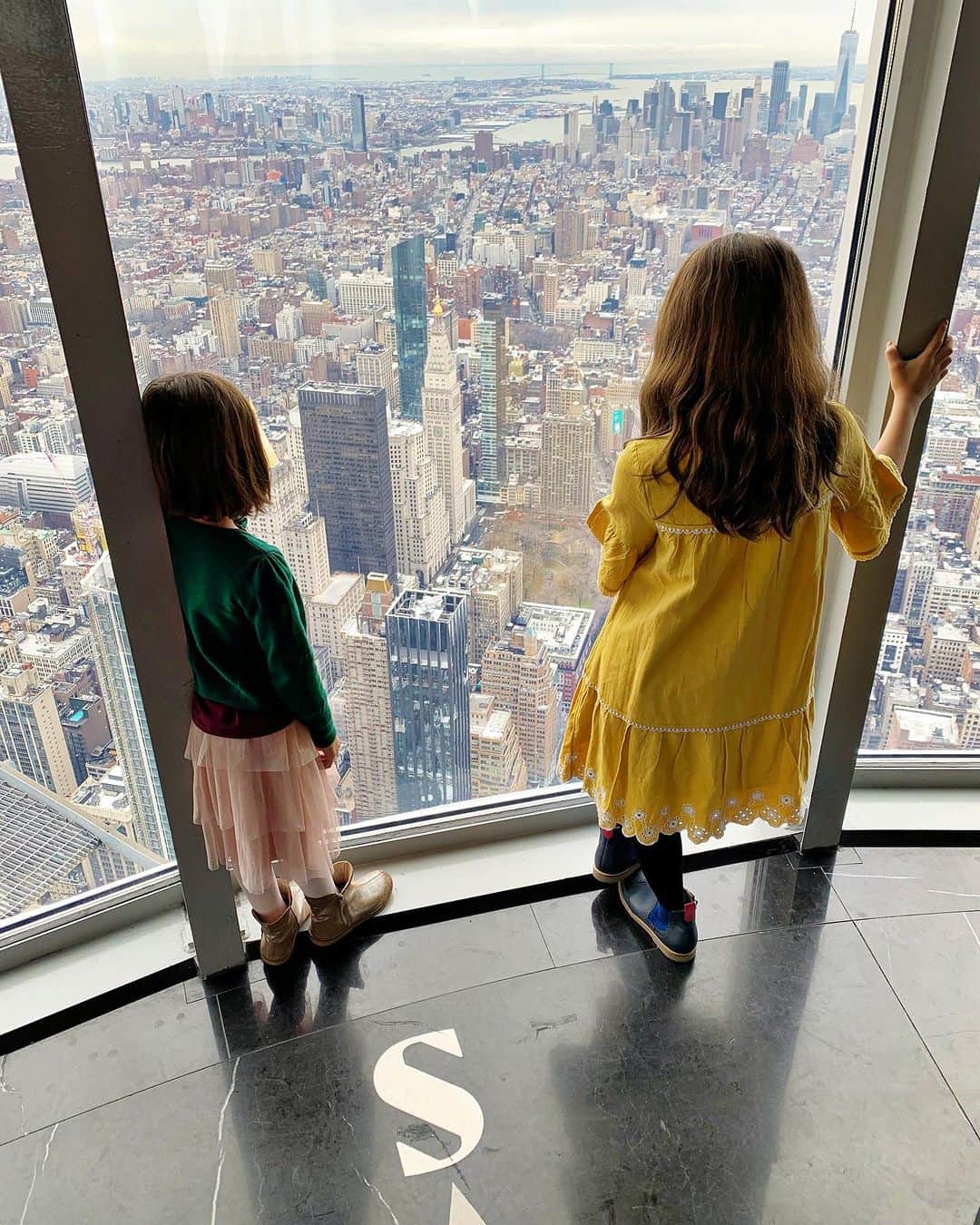 Ilana Wilesさんのインスタグラム写真 - (Ilana WilesInstagram)「Everyone always asks me where they should go in ...