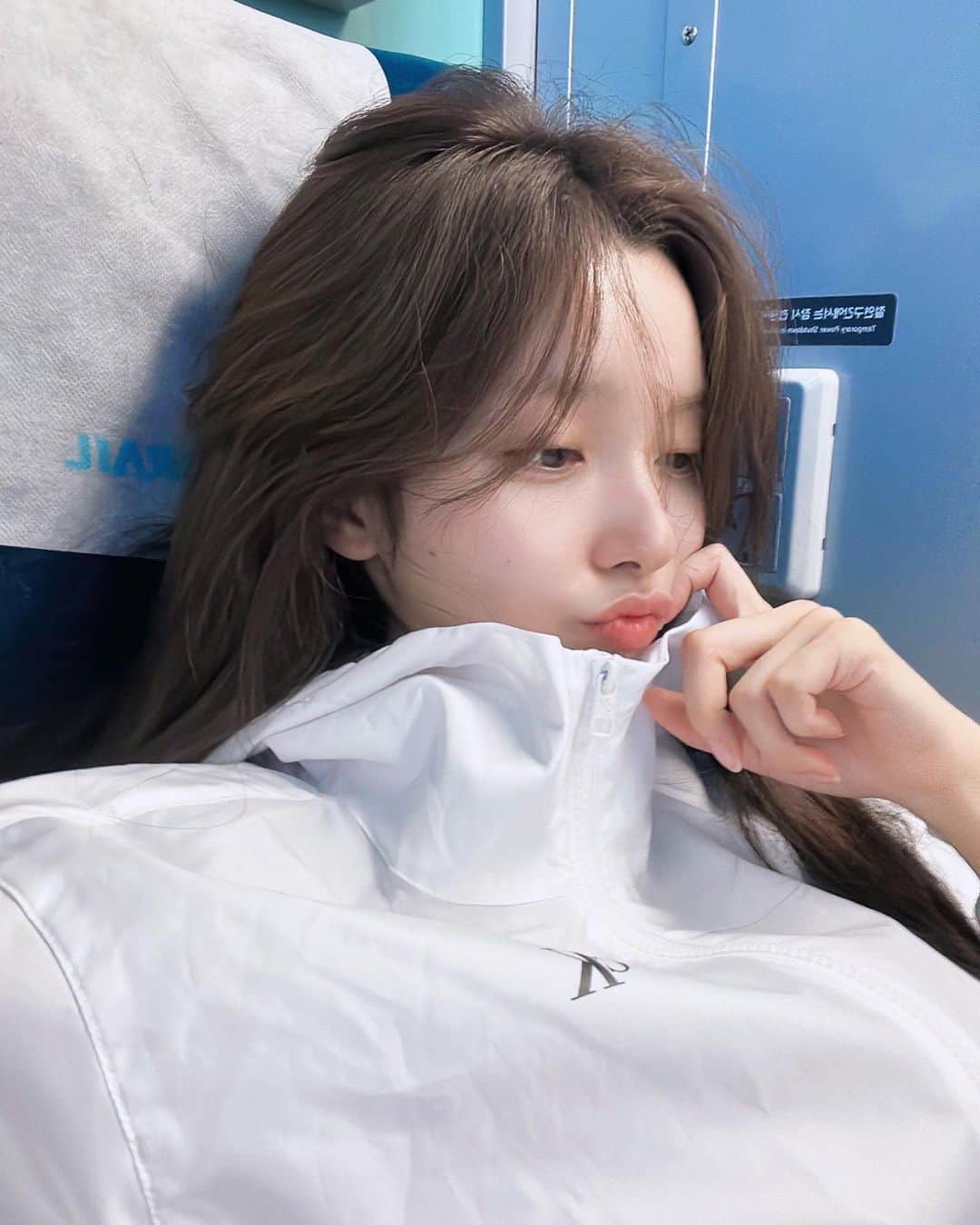 キム・ナヒさんのインスタグラム写真 - (キム・ナヒInstagram)「기차는 지루해」9月20日 20時22分 - knhs2