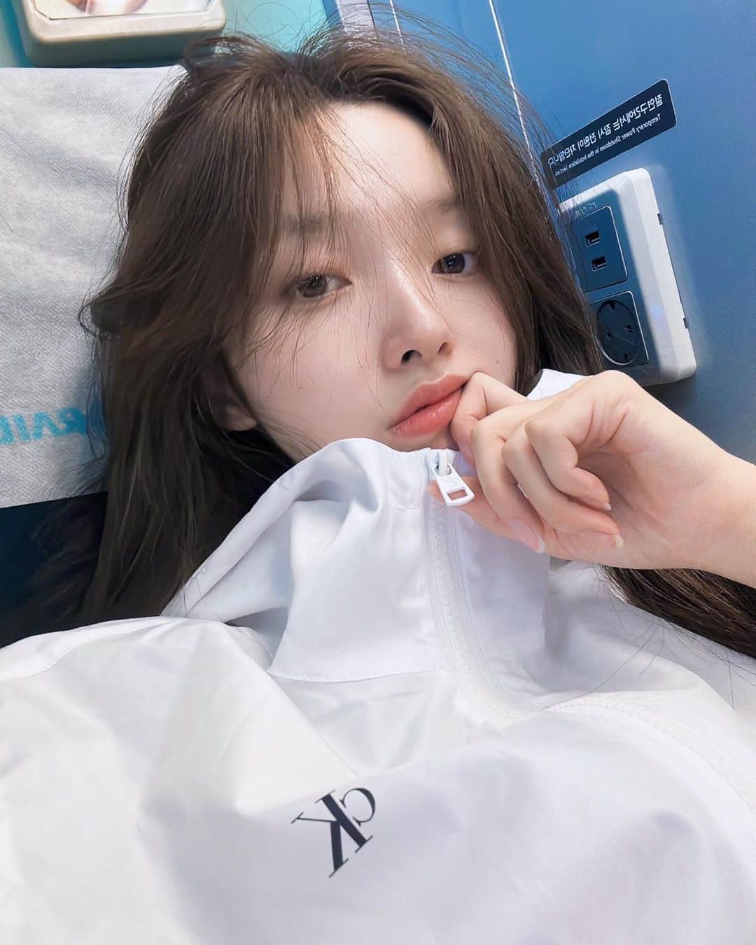 キム・ナヒさんのインスタグラム写真 - (キム・ナヒInstagram)「기차는 지루해」9月20日 20時22分 - knhs2