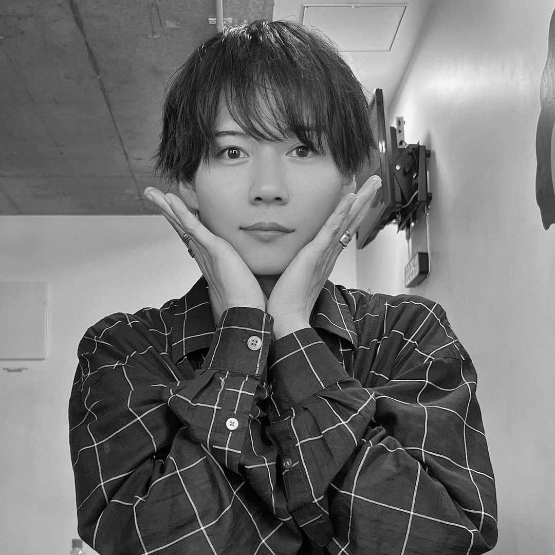 杉本琢弥さんのインスタグラム - (杉本琢弥@blackiris_tky)