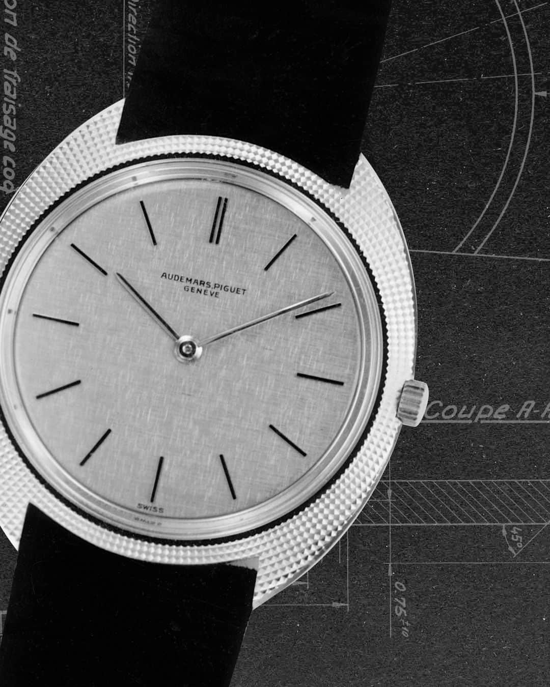 オーデマ・ピゲさんのインスタグラム写真 - (オーデマ・ピゲInstagram)「Selfwinding and thin: the ...