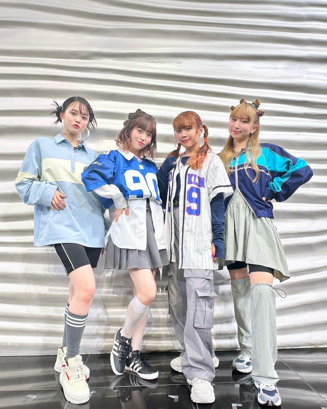 @onefive（ワンファイブ）さんのインスタグラム写真 - (@onefive（ワンファイブ）Instagram)「 15VIBES 🩵🤍 ...