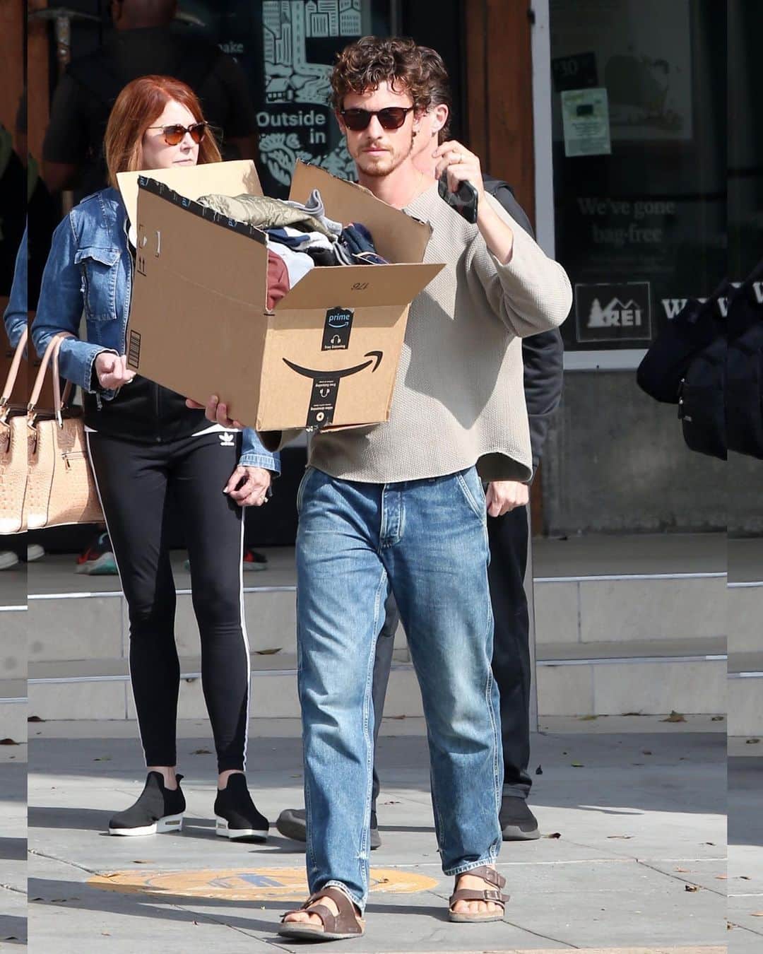 Just Jaredさんのインスタグラム写真 - (Just JaredInstagram)「Shawn Mendes shows off ...