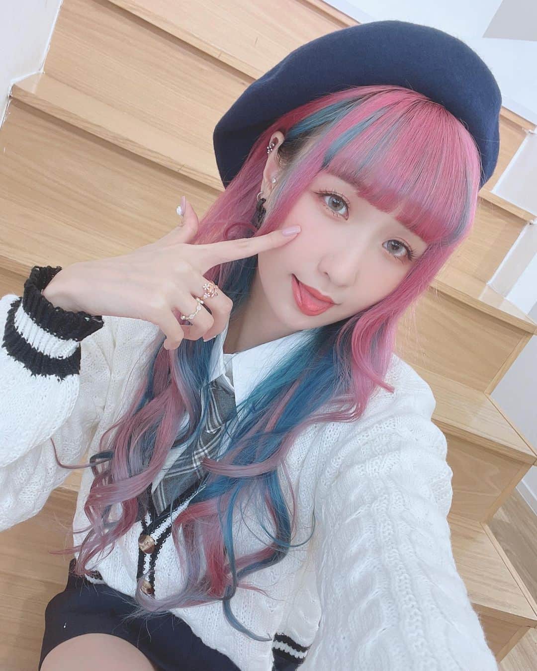 Sherryさんのインスタグラム写真 - (SherryInstagram)「- See you💙明天見~~ (by緊張仔」9月21日 22時 ...