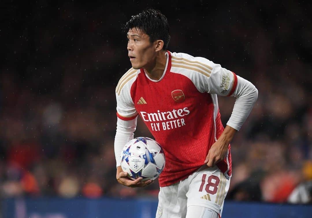 冨安健洋さんのインスタグラム写真 - (冨安健洋Instagram)「CL debut with 3 points! Thank you ...