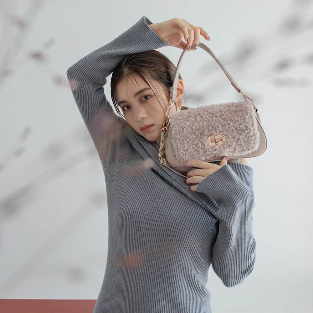 RANDAさんのインスタグラム写真 - (RANDAInstagram)「. 【CLASSICAL DRESS】 品よく魅せるRANDAの ...