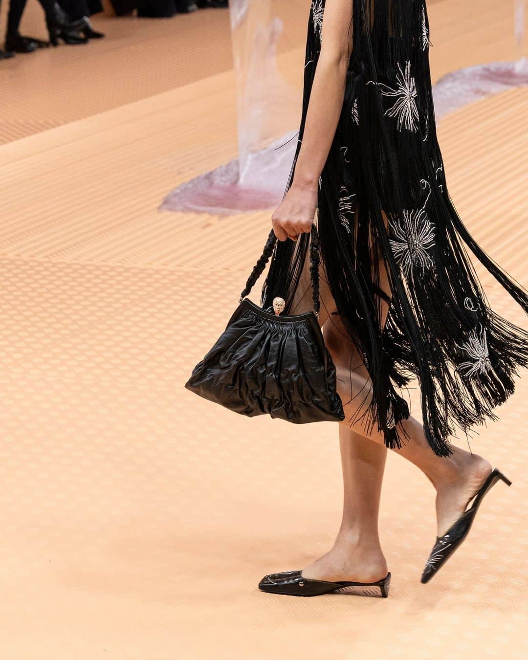 プラダさんのインスタグラム写真 - (プラダInstagram)「The Prada SS24 collection revives for ...