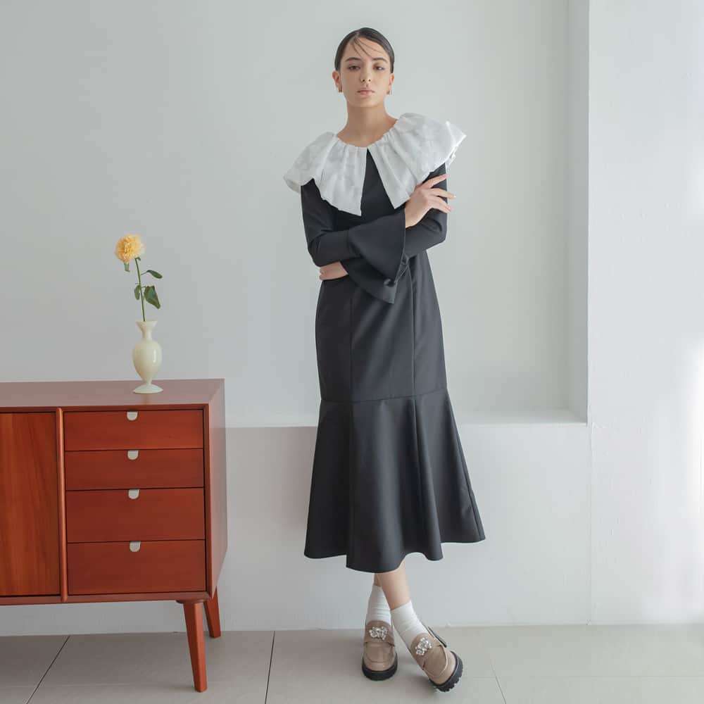 RANDAさんのインスタグラム写真 - (RANDAInstagram)「. 【CLASSICAL DRESS】 品よく魅せるRANDAのワンピースコレクション。 特集ページにて6つの ...