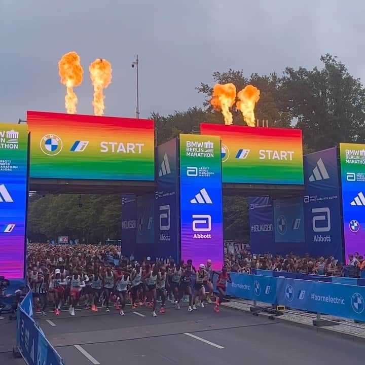 アボットジャパンさんのインスタグラム動画 - (アボットジャパンInstagram)「This is it. This is where ...