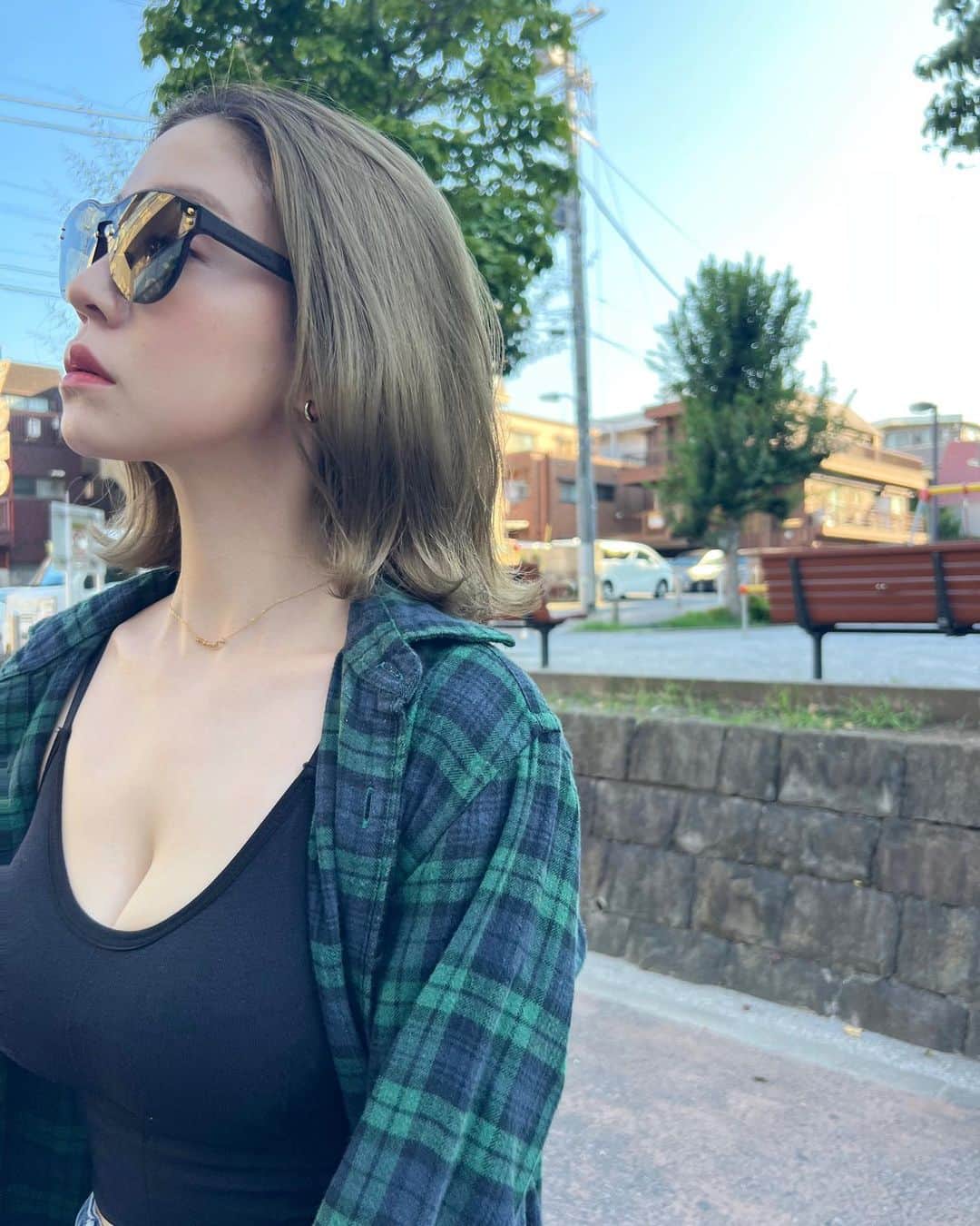 帆春さんのインスタグラム写真 - (帆春Instagram)「. 存在感強いおっぱい🍑 #makeup #motd #fall #autumn #motd #ボブ #切りっぱなしボブ #ハイ ...