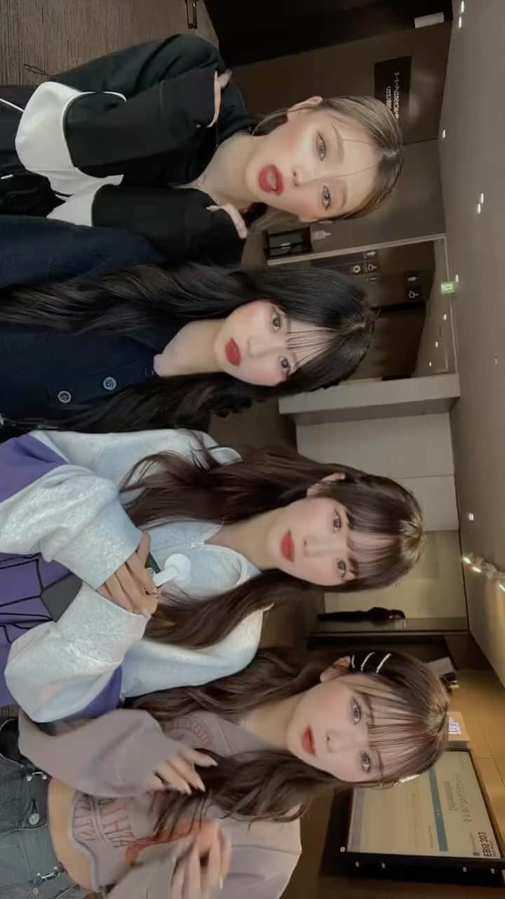 森脇梨々夏さんのインスタグラム動画 - (森脇梨々夏Instagram)「共通点当てゲーム🤲🤲🤲 なんでしょう！」9月25日 19時52分 - ririka_0508