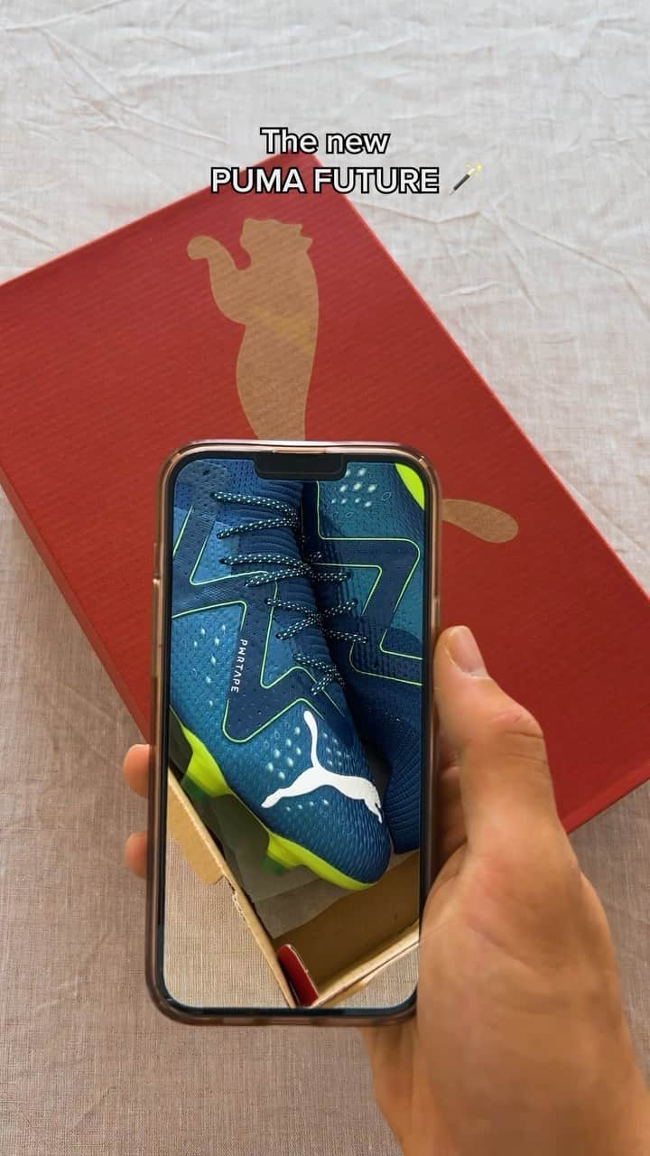 PUMA Footballさんのインスタグラム動画 - (PUMA FootballInstagram)「A box full of creativity 🙌」9月26日 15時59分 ...