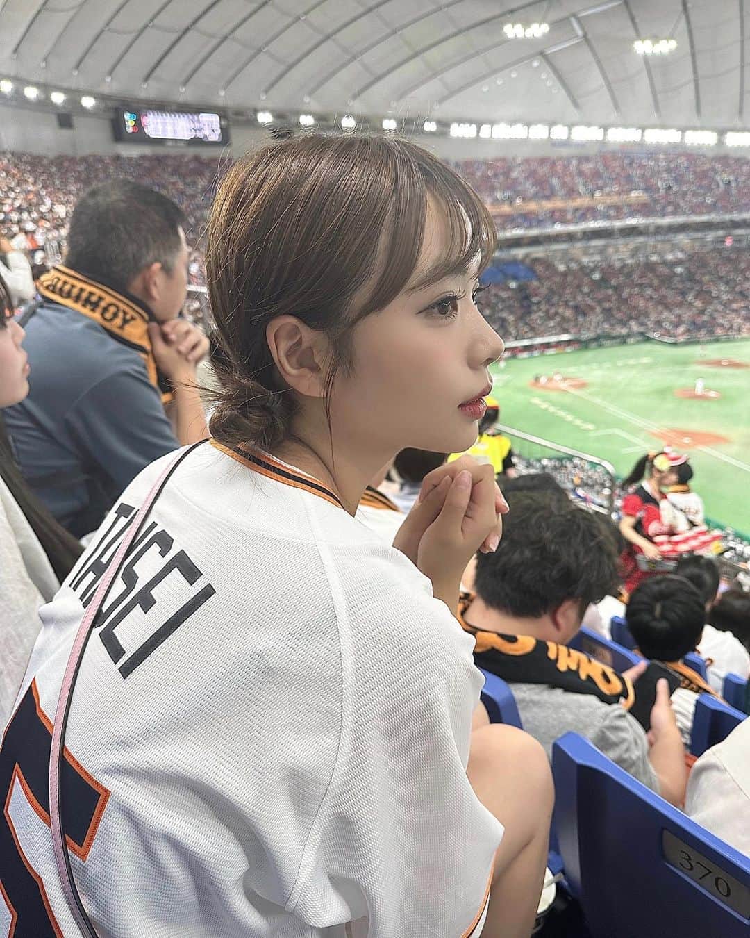 麻生果恩さんのインスタグラム写真 - (麻生果恩Instagram)「初めての野球観戦⚾️🧡 急遽に決まってチケット取って行ったけど楽しすぎた ...