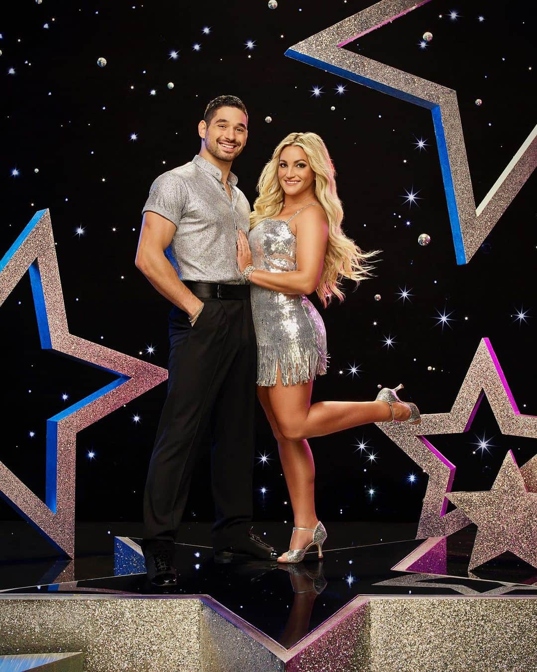 ジェイミー・リン・スピアーズさんのインスタグラム写真 - (ジェイミー・リン・スピアーズInstagram)「Tonight’s the ...