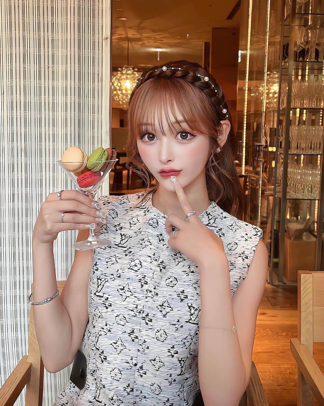 浦西ひかるさんのインスタグラム写真 - (浦西ひかるInstagram)「令和の虎🐯 虎で収録してきた♡ 来月らへんYouTubeでるから ...