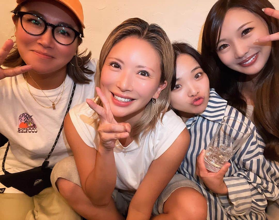 松川めぐみさんのインスタグラム写真 松川めぐみinstagram 「元気くれる人たちー♡ そろそろ蒲田飲みしたくて うずうずしてる