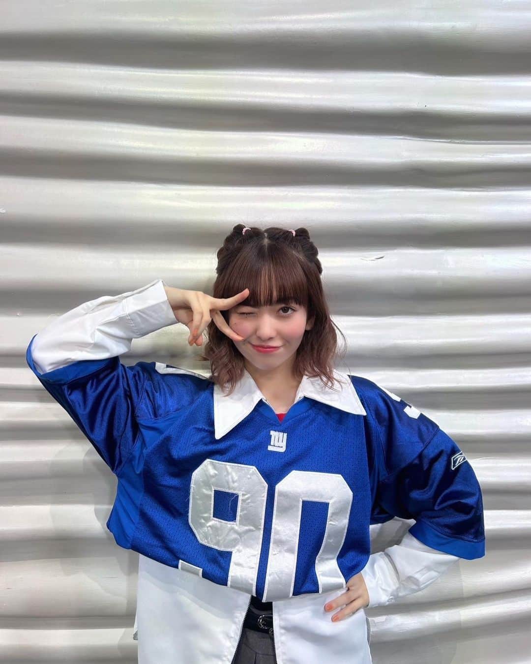 @onefive（ワンファイブ）さんのインスタグラム写真 - (@onefive（ワンファイブ）Instagram)「MOMOです🏈🦕 15VIBES~! 🥳 🎶 みんなちゃんとチェックして ...
