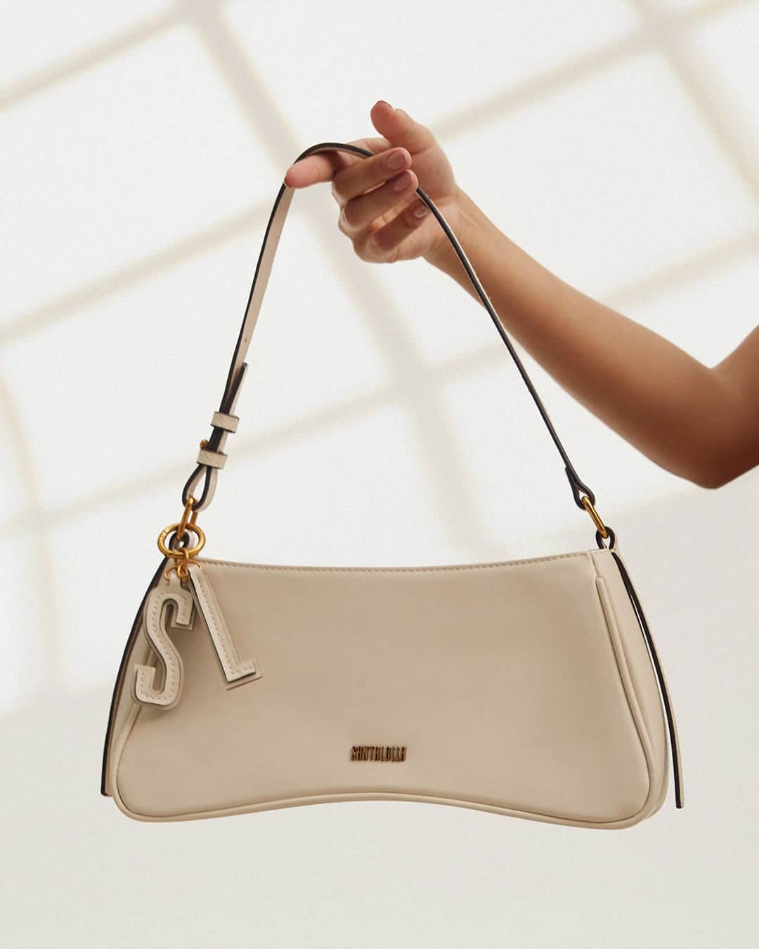 Santa Lollaさんのインスタグラム写真 - (Santa LollaInstagram)「As SL handbags foram ...