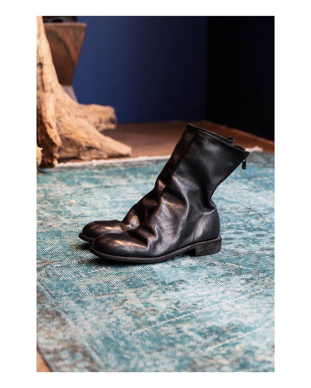 EDIFICEさんのインスタグラム写真 - (EDIFICEInstagram)「. 【GUIDI】 "GUIDI PL1 FRONT ZIP ...