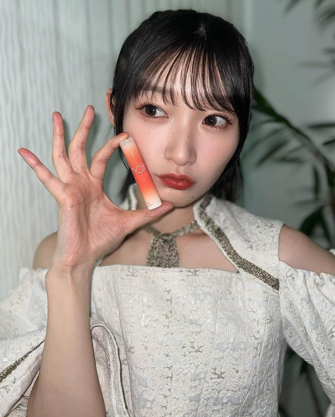 宮本佳林さんのインスタグラム写真 - (宮本佳林Instagram)「♡ ロムアンドさんのリップ最高🥰 #ロムアンド #グラスティング ...