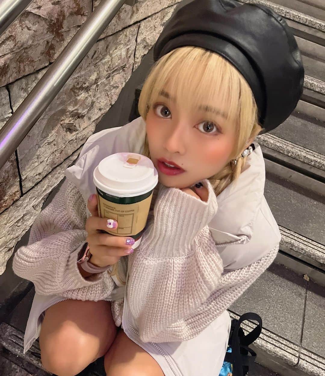 ラムさんのインスタグラム写真 ラムinstagram 「もうほっとの季節だねぇ⛄️🤍🤍🤍 Burlesquetokyo