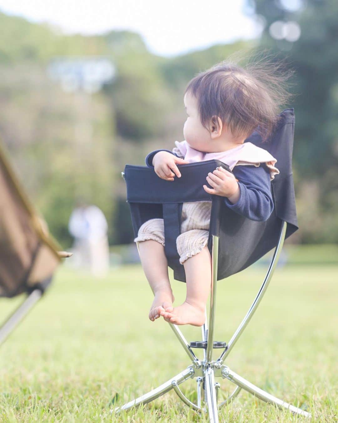 CAMP_HACKさんのインスタグラム写真 - (CAMP_HACKInstagram)「こんなイケてるベビーチェアがあるって知ってた 「ヴァガロ 3WAY ベビーチェア」はスウェーデン発の ...