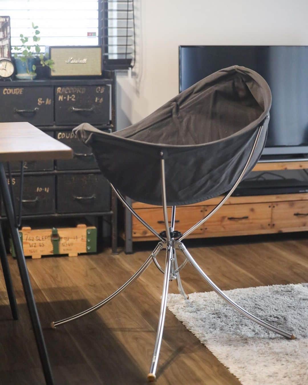 CAMP_HACKさんのインスタグラム写真 - (CAMP_HACKInstagram)「こんなイケてるベビーチェアがあるって知ってた 「ヴァガロ 3WAY ベビーチェア」はスウェーデン発の ...