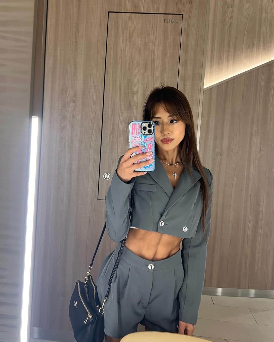 Azusaさんのインスタグラム写真 - (AzusaInstagram)「最近のセルフィーたち🤳 ⁡ トレーニングウェアも私服もおしゃれして ...