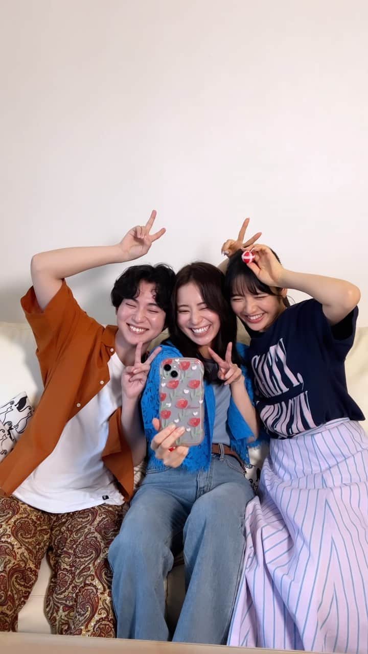 鎮西寿々歌さんのインスタグラム動画 - (鎮西寿々歌Instagram)「みんな笑顔似てる😉 ️ 6日からCBCテレビドラマ「Link！」見て ...