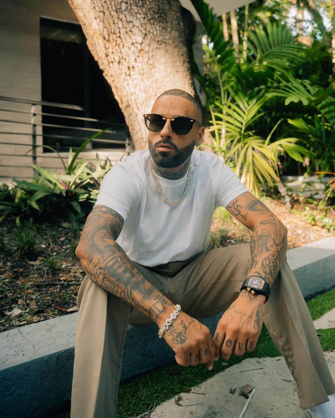 NICKY JAMさんのインスタグラム写真 - (NICKY JAMInstagram)「😎」10月5日 22時25分 - nickyjam