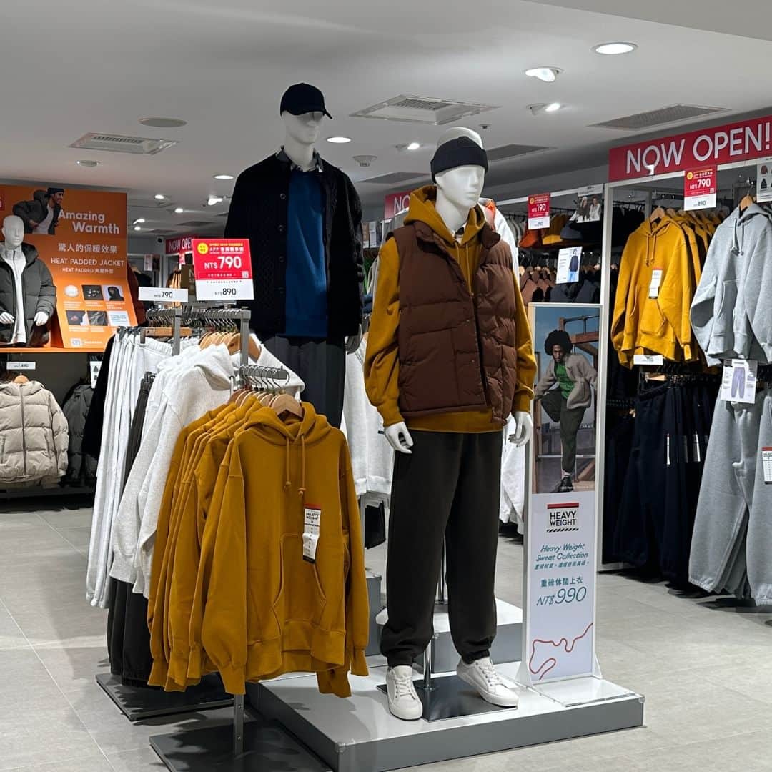 GU TAIWANさんのインスタグラム写真 - (GU TAIWANInstagram)「#現場直擊📷 \ GU 廣三SOGO百貨店 5F 盛大開幕 /🎉 趁雙十連假揪親朋好友一起來逛吧🤩 ...