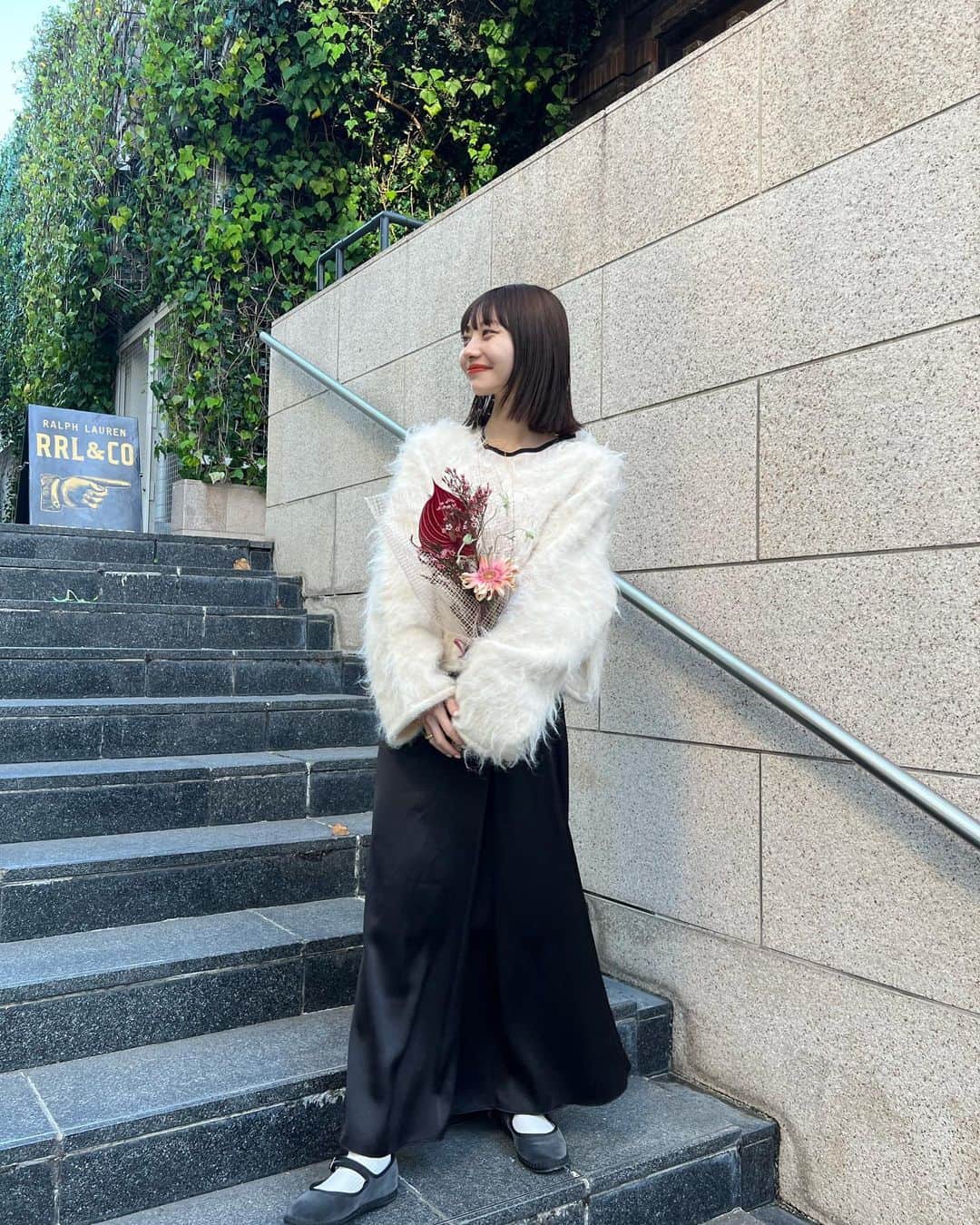 まるさんのインスタグラム写真 - (まるInstagram)「ㅤ ㅤ 本日10/6 でhinari 2周年を迎えました🤍💐 @hinari ...