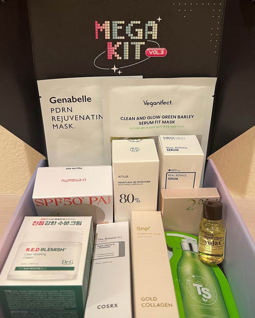 相場詩織さんのインスタグラム写真 - (相場詩織Instagram)「💄 99glam @99glam.official の 撮影の時に実際に使用した ナチュラルメイクアイテム💄 @qoo10 ...