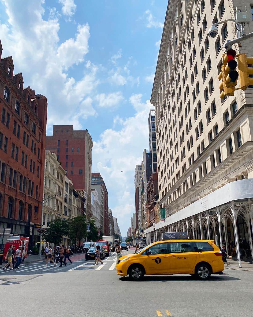 一木美里さんのインスタグラム写真 - (一木美里Instagram)「2023夏のいろいろ🩵🚕🧁 #NewYorkCity#2023夏#summermemories」10月8日 10時46分 ...