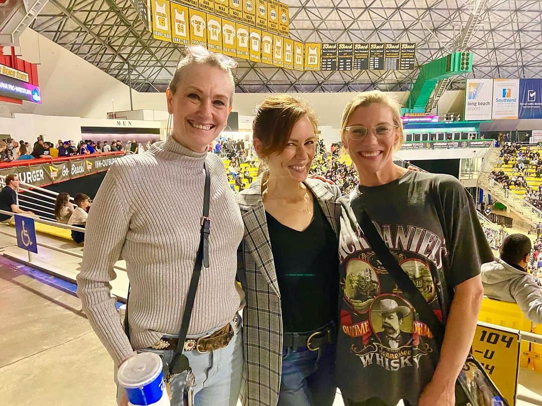 エミリー・スワローさんのインスタグラム写真 - (エミリー・スワローInstagram)「These days, I spend most ...