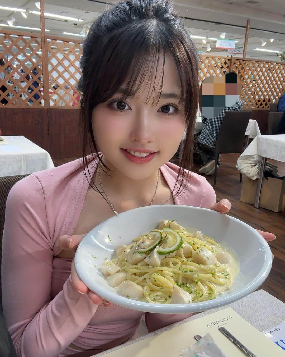 りりさんのインスタグラム写真 りりinstagram 「イタリア展！🩷 激うま！！！！🩷🩷🫶 Jmix ジェイミックス Model