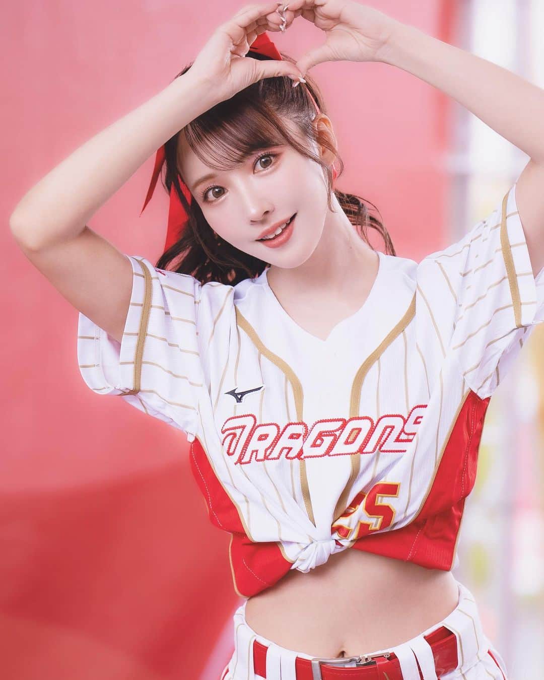 三上悠亜さんのインスタグラム写真 三上悠亜instagram 「初始球式⚾️ そしてチア体験！！ 本当に楽しくて良い経験を させて